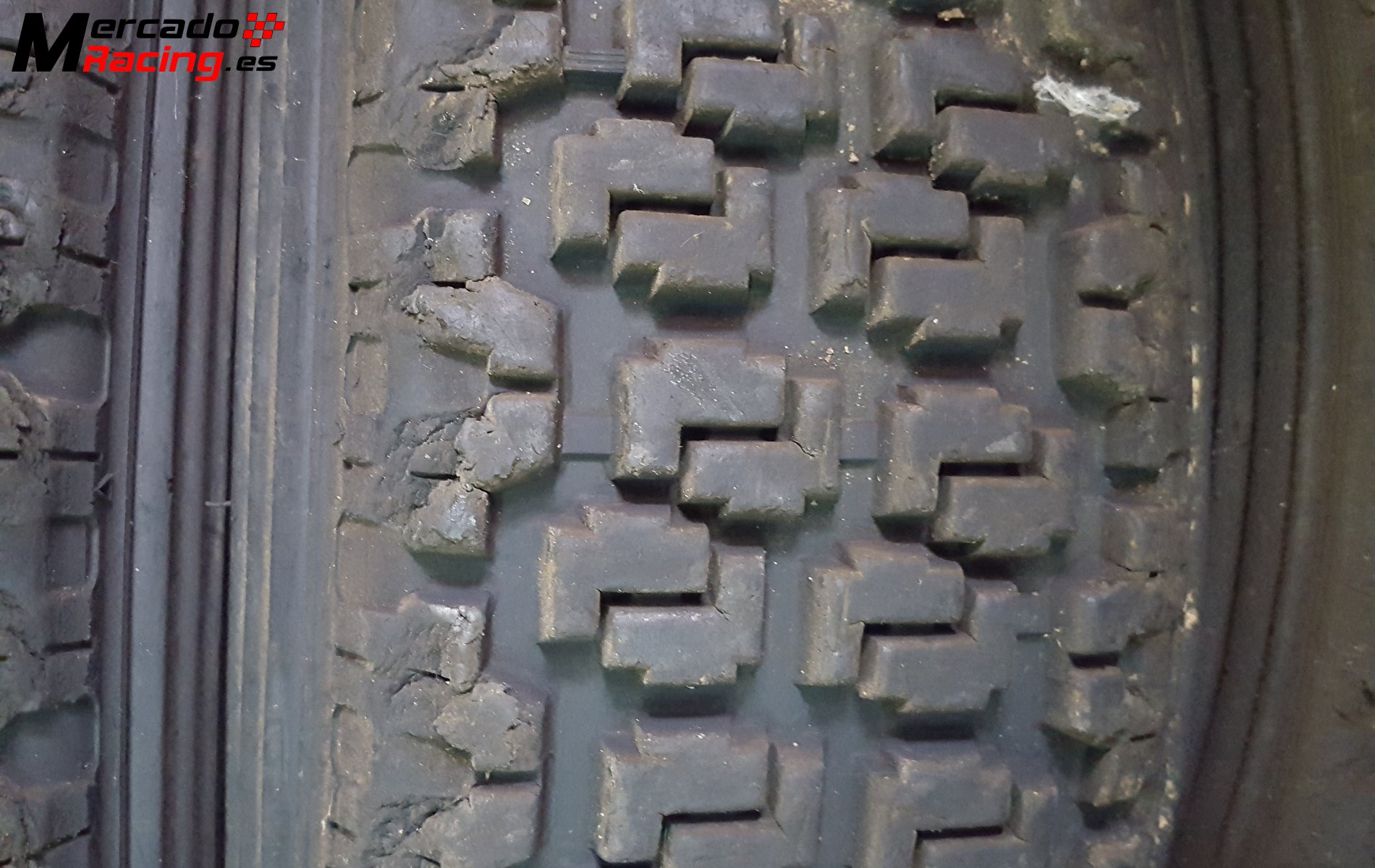 Vendo dos Kumho R700 175/65 R14