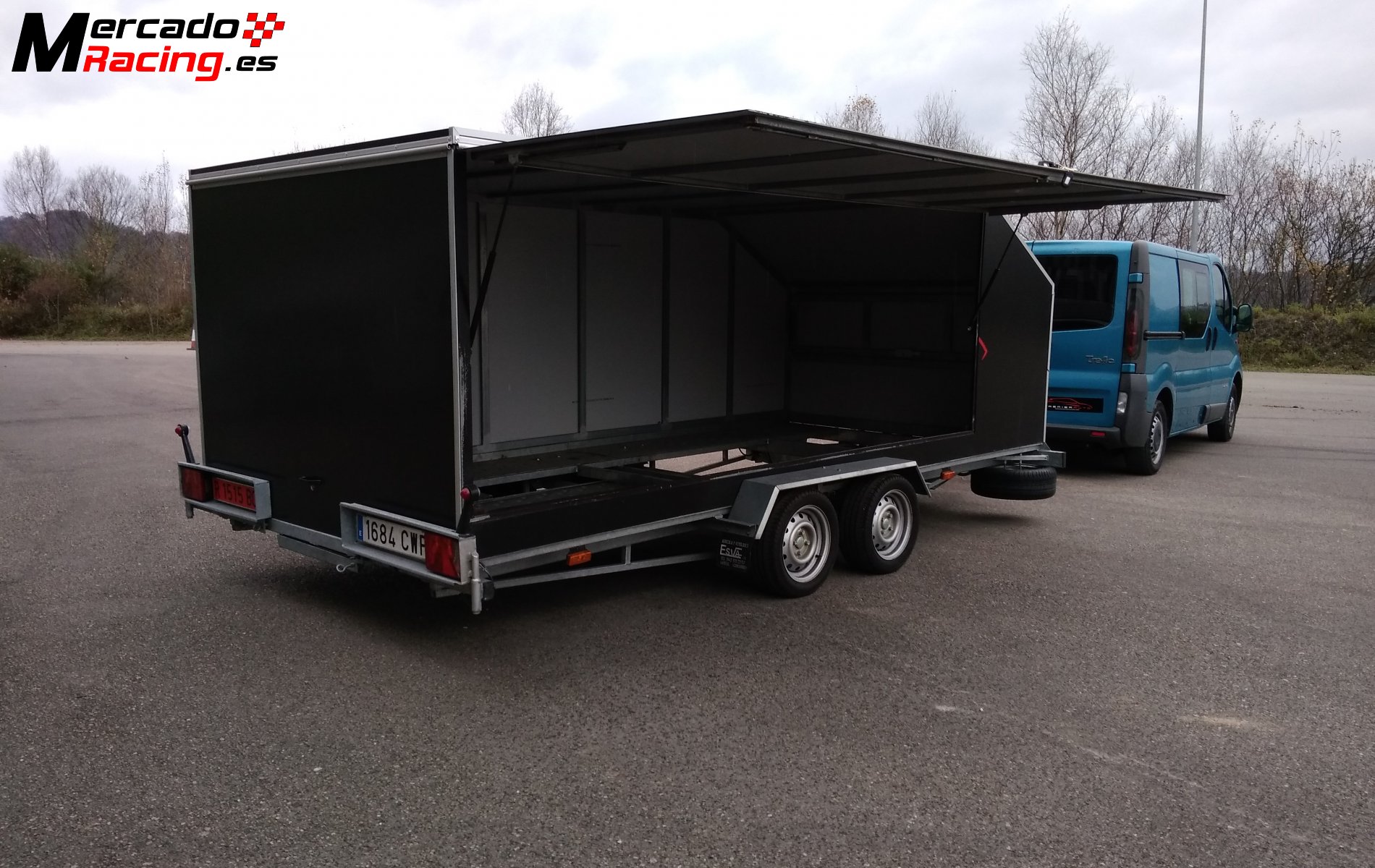 Remolque cerrado