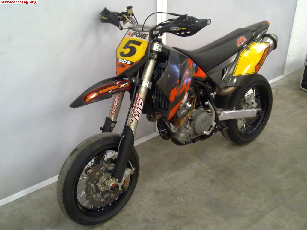 KTM FACTORY 700 SUPERMOTARD