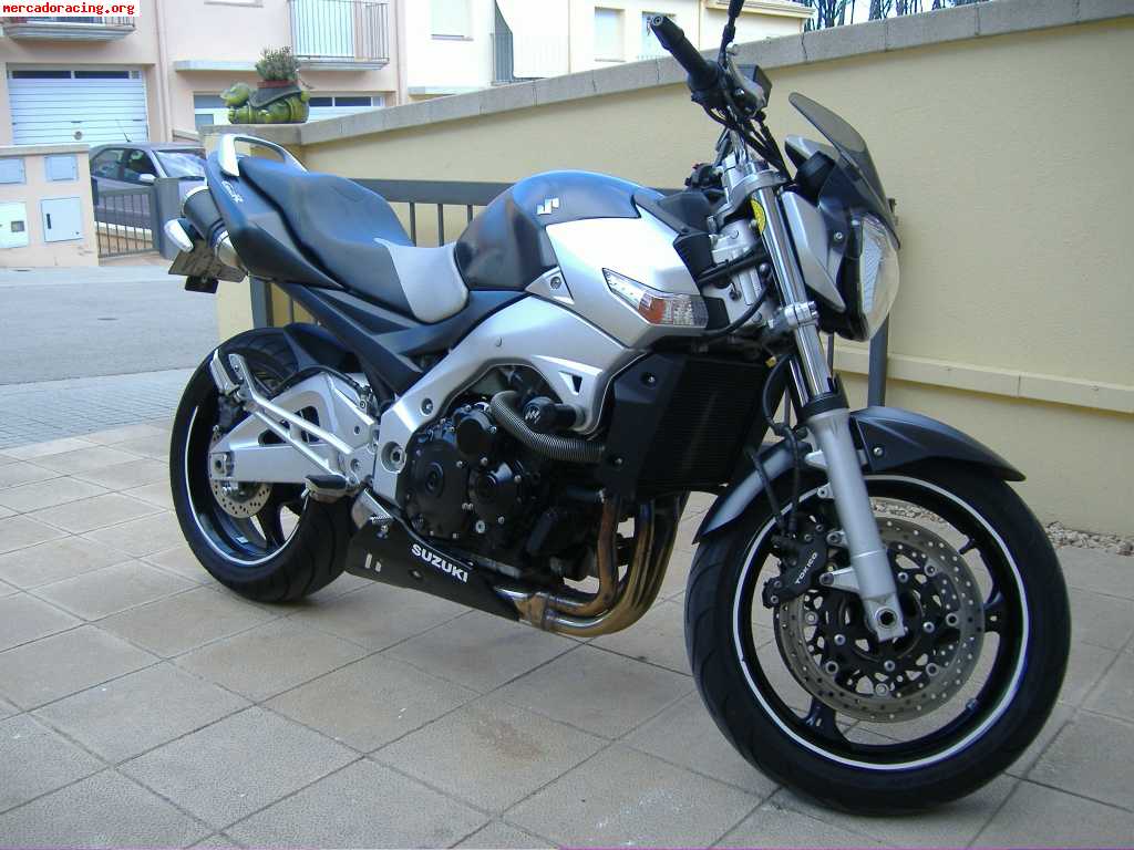 suzuki gsr 600